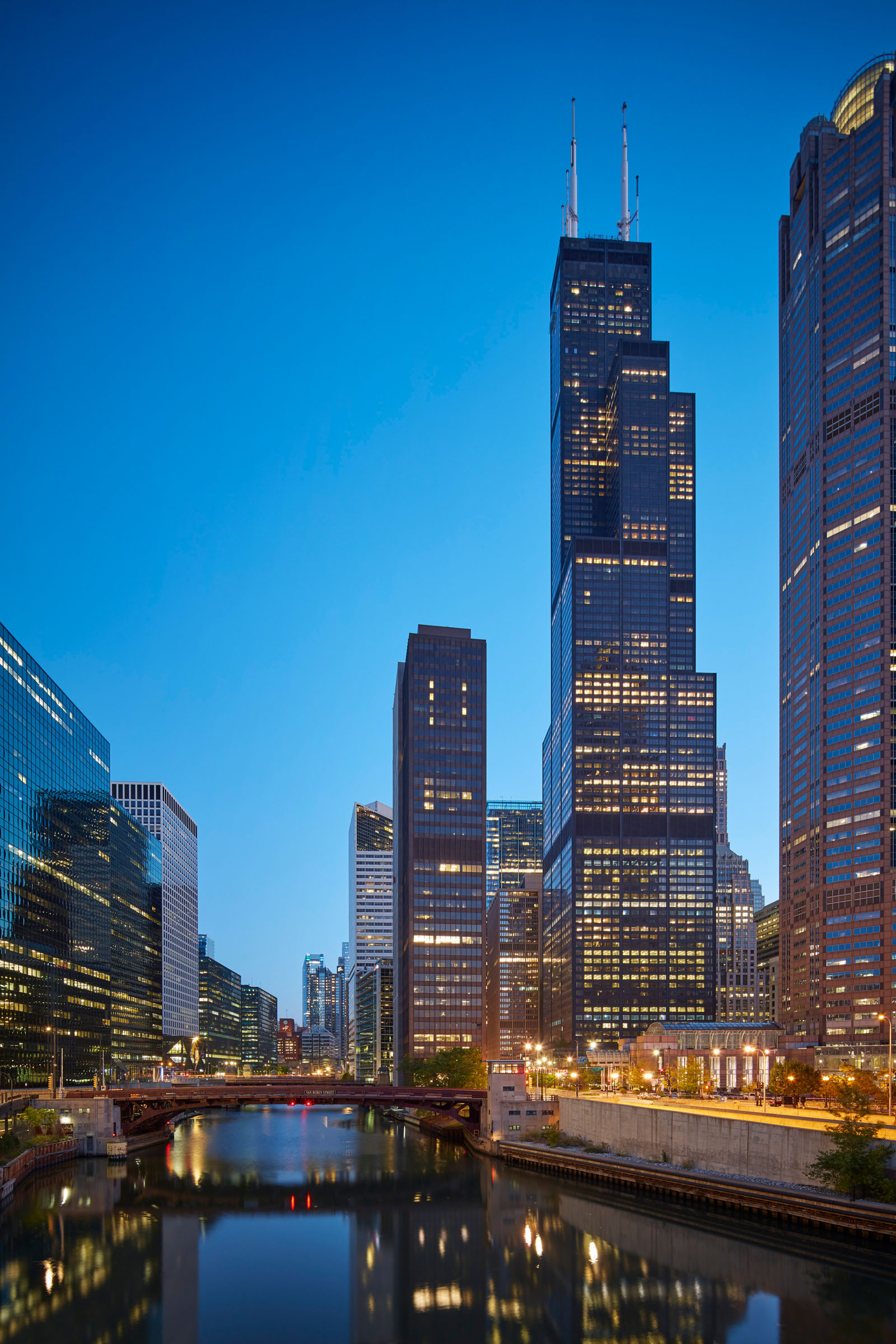 Willis Tower Repositioning | Projects | Turner Construction Company