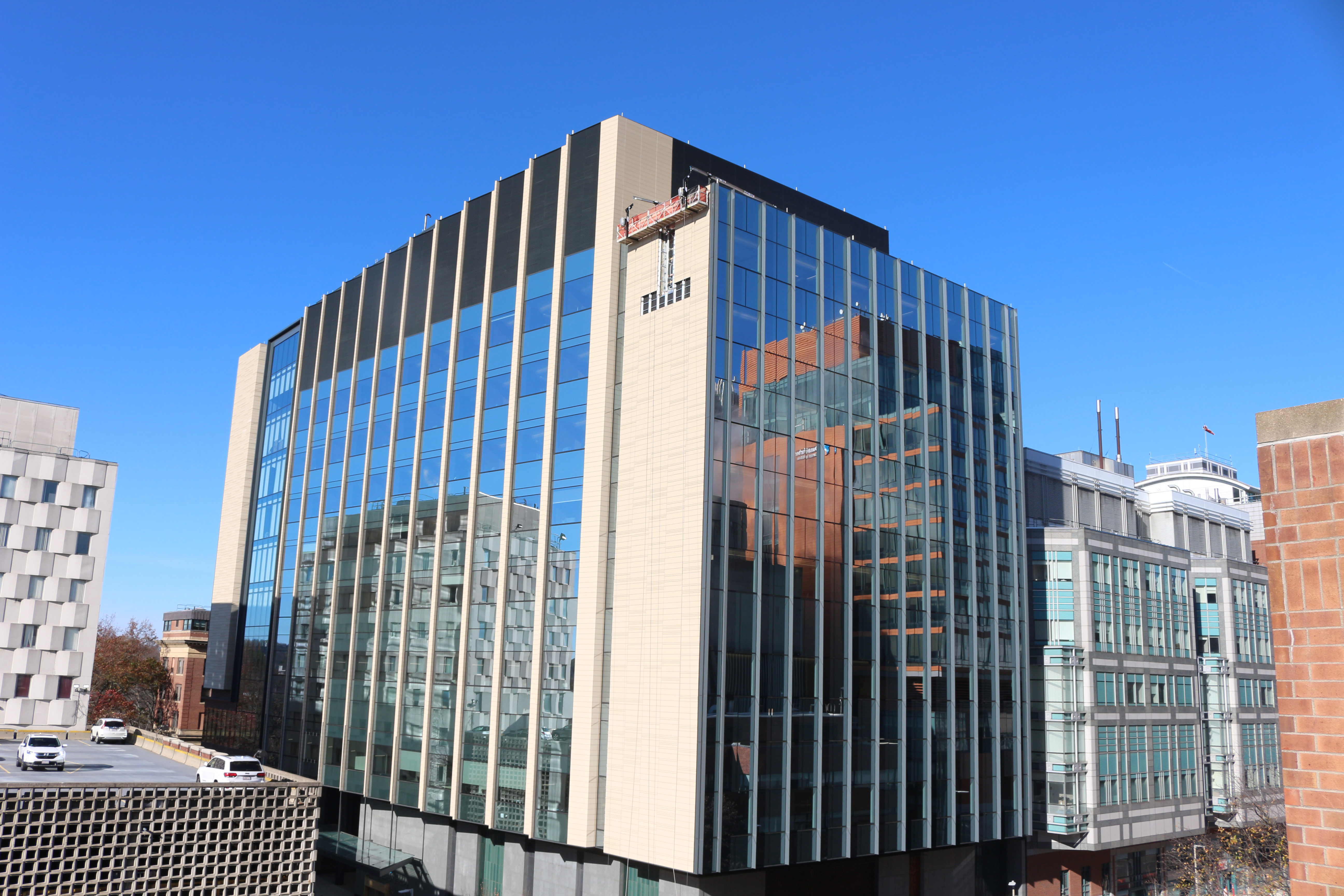 Beth Israel Deaconess Medical Center, The Klarman Inpatient Building ...