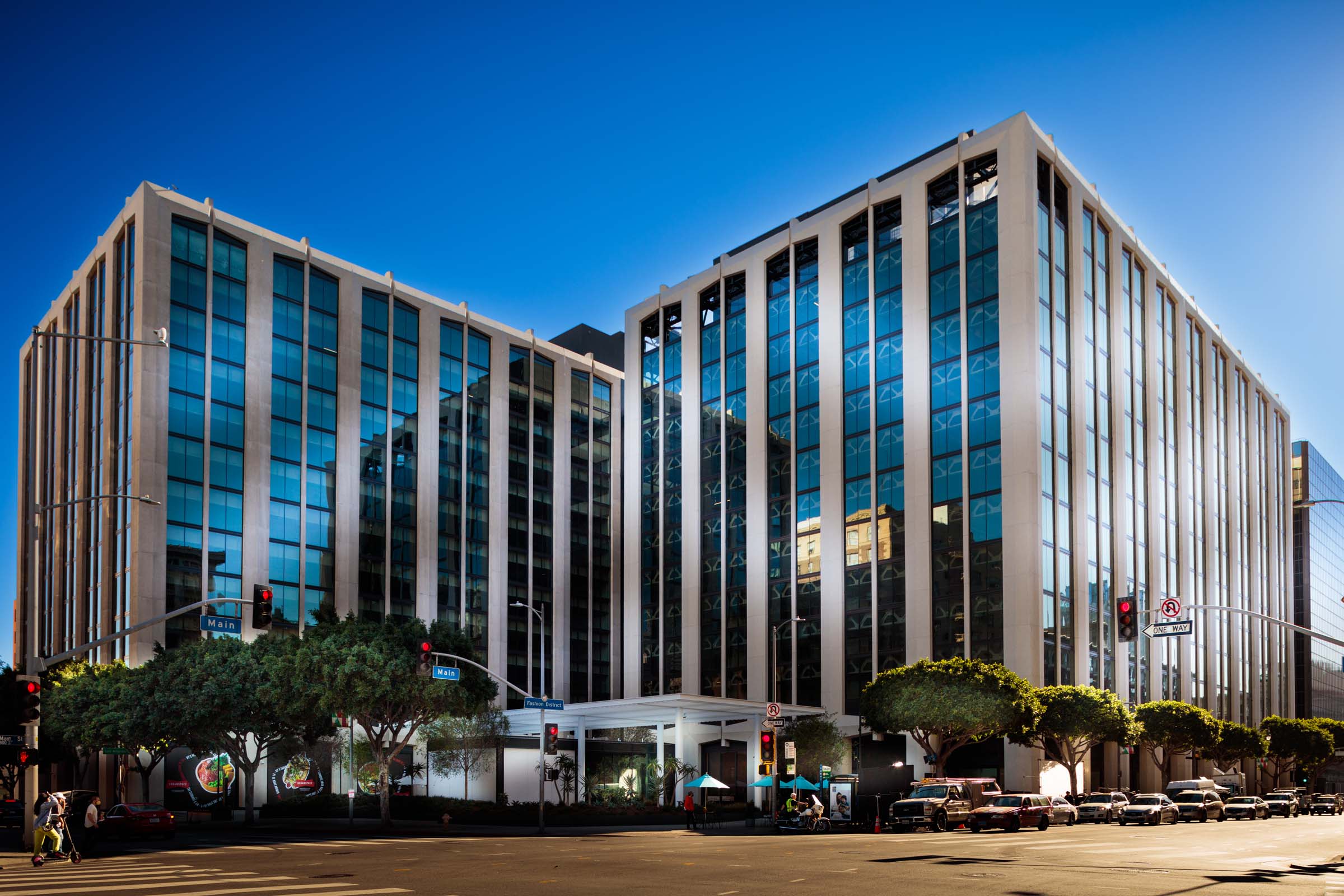 California Market Center (CMC) | Projects | Turner Construction Company