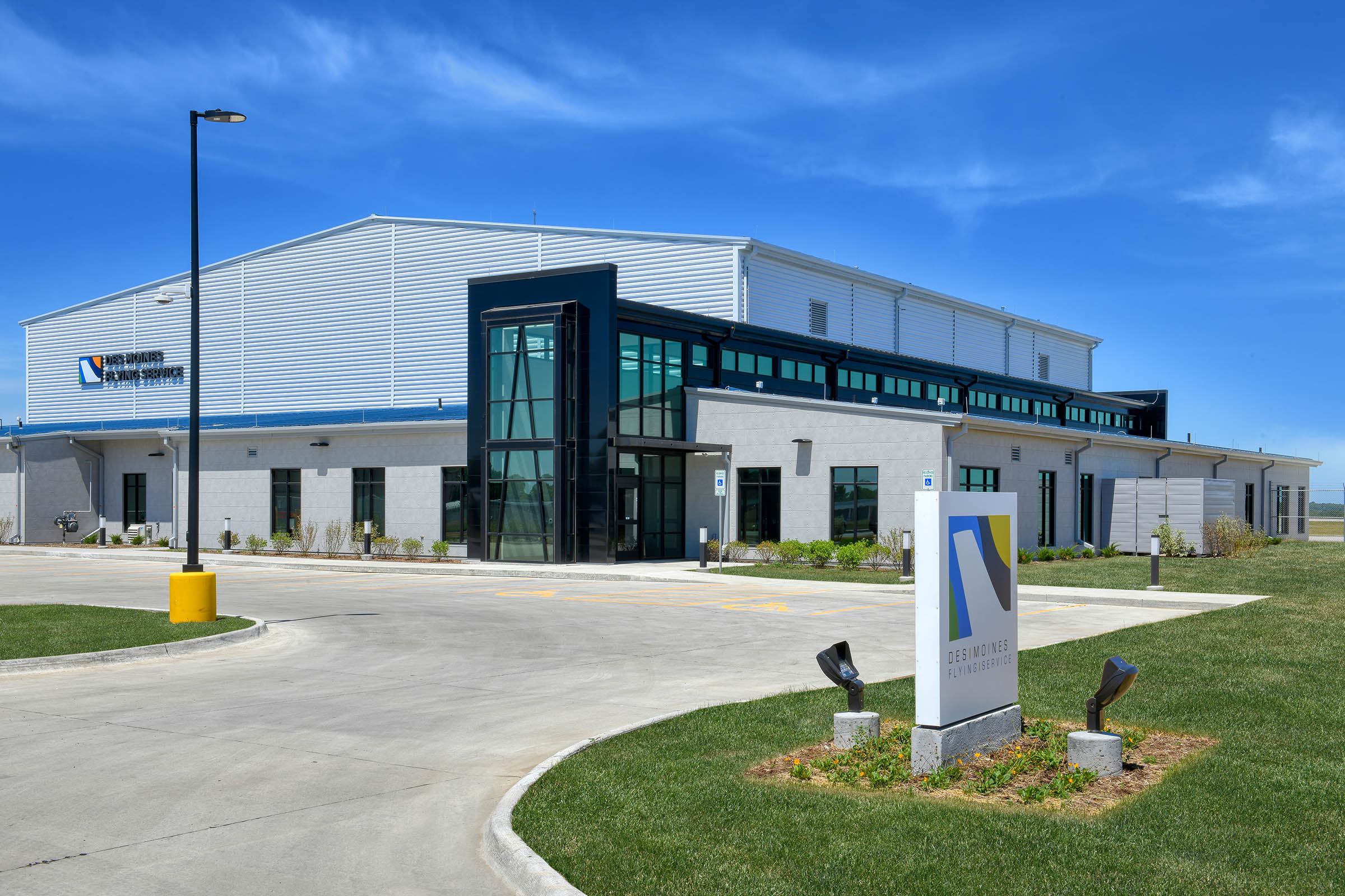 Des Moines Flying Service Relocation | Projects | Turner Construction ...