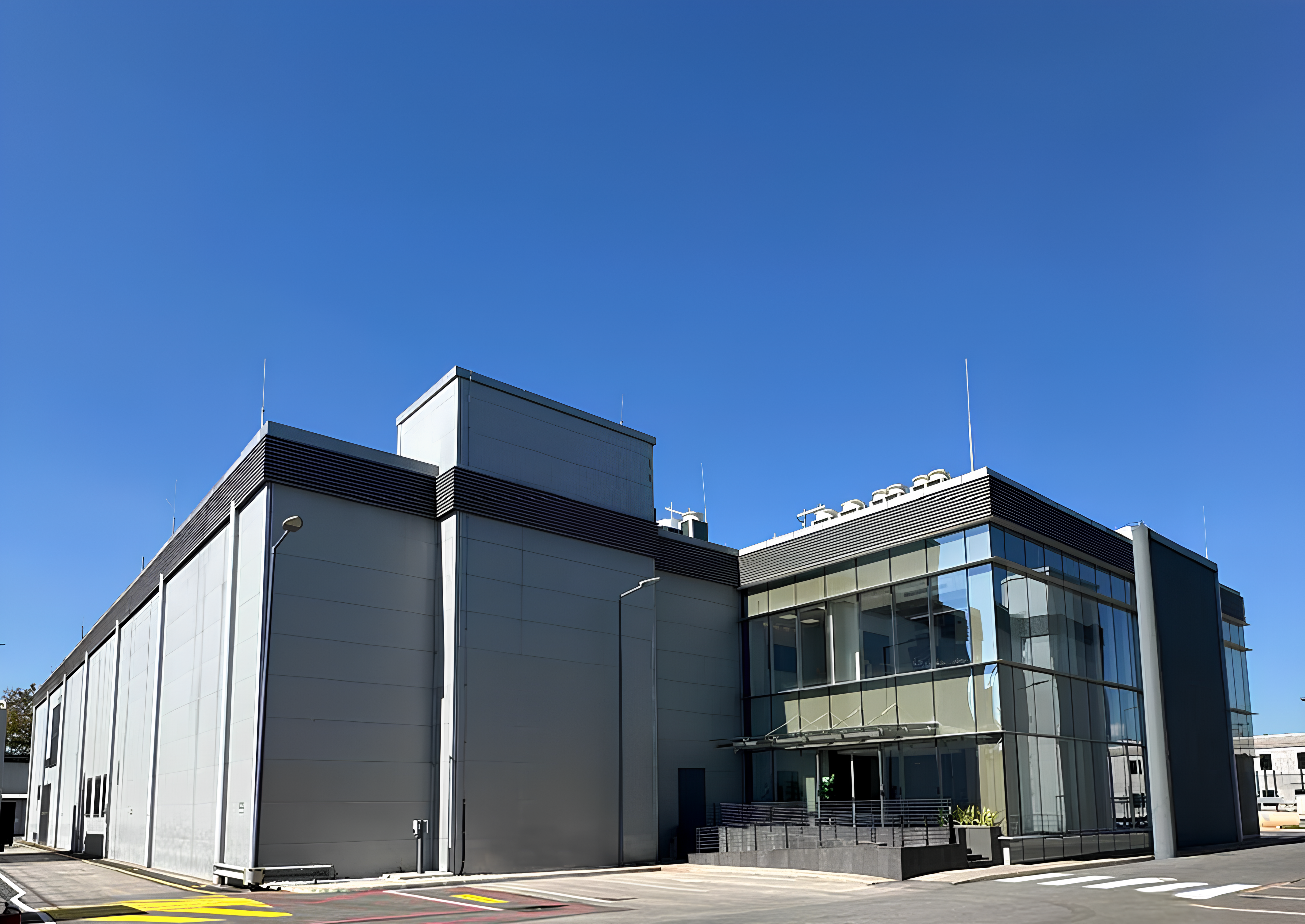 Equinix IL04.1 Data Center | Projects | Turner Construction Company